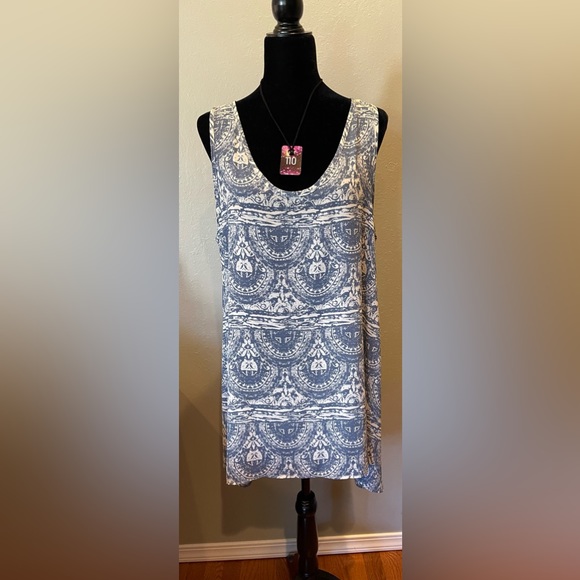 painted threads | Tops | Painted Threads Extra Large 0 Polyester Tanktunic Slate Blue And Cream ...